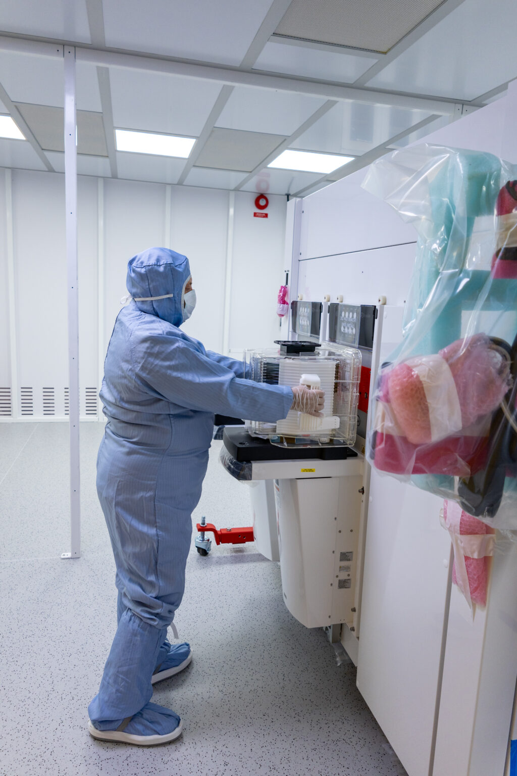 AlixLabs Installs Brooks Automation Platform to Power Its 300 mm APS ...